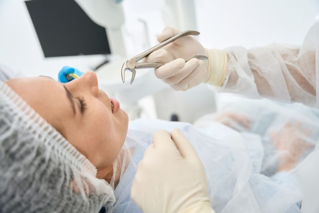 Types of Tooth Extractions: Simple vs. Surgical